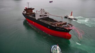 第1138番船 13,000総トン型貨物船 命名・進水式